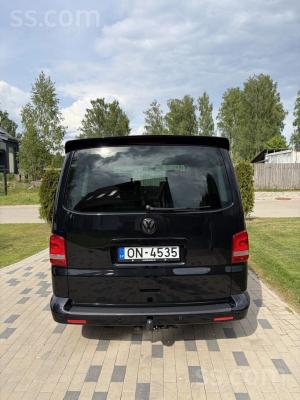 Melns Volkswagen Multivan 2010 Rīga, ar dzinēja tilpumu 2.00 L un nobraukumu 221 tūkst. km par 14950 €, foto 7 vietnē AUTOMOTO.COM.LV
