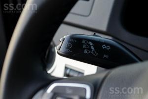 Melns Volkswagen Multivan 2010 Rīga, ar dzinēja tilpumu 2.00 L un nobraukumu 221 tūkst. km par 14950 €, foto 14 vietnē AUTOMOTO.COM.LV