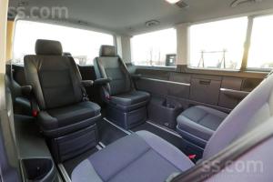 Melns Volkswagen Multivan 2010 Rīga, ar dzinēja tilpumu 2.00 L un nobraukumu 221 tūkst. km par 14950 €, foto 17 vietnē AUTOMOTO.COM.LV