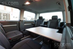 Melns Volkswagen Multivan 2010 Rīga, ar dzinēja tilpumu 2.00 L un nobraukumu 221 tūkst. km par 14950 €, foto 19 vietnē AUTOMOTO.COM.LV