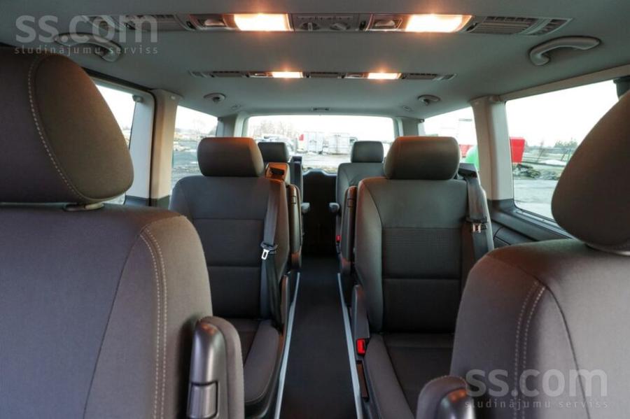 Melns Volkswagen Multivan 2010 Rīga, ar dzinēja tilpumu 2.00 L un nobraukumu 221 tūkst. km par 14950 €, foto 20 vietnē AUTOMOTO.COM.LV