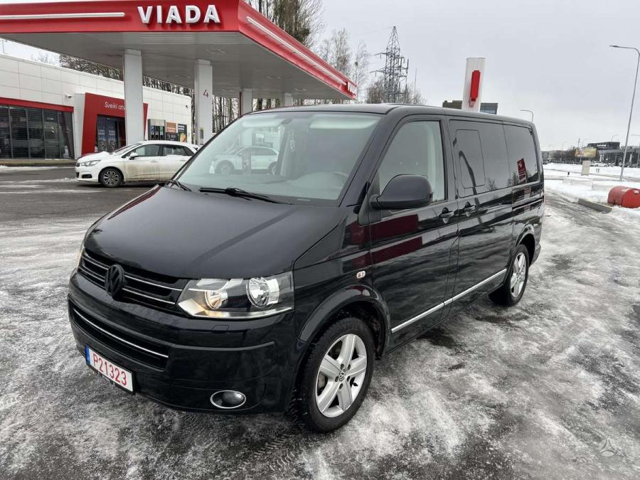 Melns Volkswagen Multivan 2011 Kauņa, ar dzinēja tilpumu 1.97 L un nobraukumu 205 tūkst. km par 15900 €, foto 1 vietnē AUTOMOTO.COM.LV