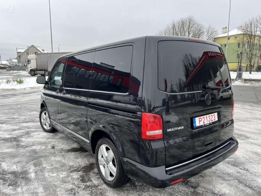 Melns Volkswagen Multivan 2011 Kauņa, ar dzinēja tilpumu 1.97 L un nobraukumu 205 tūkst. km par 15900 €, foto 10 vietnē AUTOMOTO.COM.LV