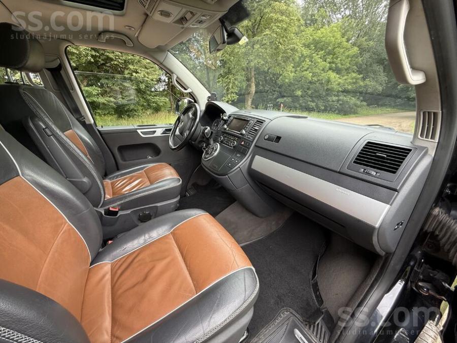 Melns Volkswagen Multivan 2011 Rīga, ar dzinēja tilpumu 2.00 L un nobraukumu 301 tūkst. km par 15500 €, foto 14 vietnē AUTOMOTO.COM.LV