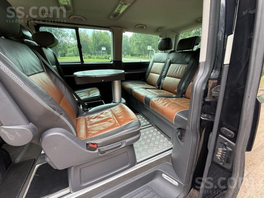 Melns Volkswagen Multivan 2011 Rīga, ar dzinēja tilpumu 2.00 L un nobraukumu 301 tūkst. km par 15500 €, foto 19 vietnē AUTOMOTO.COM.LV