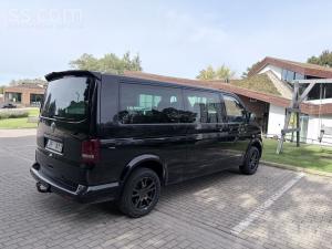 Black Volkswagen Multivan 2011 in Rezekne, with an engine capacity of 2.00 L and mileage of 295 thousand km for 16500 €, photo 4 on AUTOMOTO.COM.LV