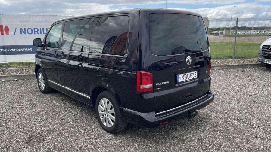 Black Volkswagen Multivan 2012 in Marijampole, with an engine capacity of 1.97 L and mileage of 293 thousand km for 12700 €, photo 9 on AUTOMOTO.COM.LV
