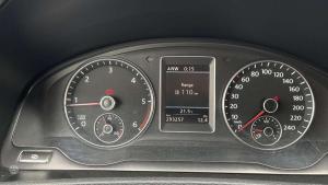 Black Volkswagen Multivan 2012 in Marijampole, with an engine capacity of 1.97 L and mileage of 293 thousand km for 12700 €, photo 29 on AUTOMOTO.COM.LV