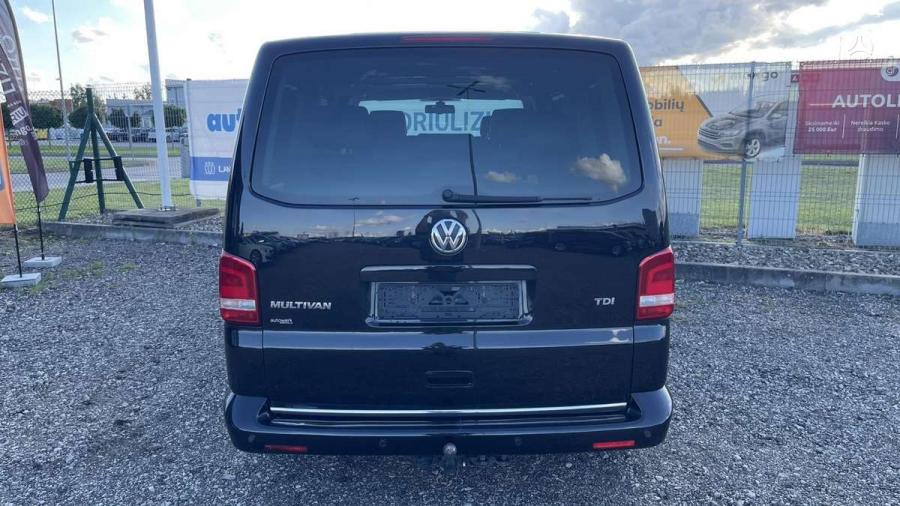 Melns Volkswagen Multivan 2012 Marijampole, ar dzinēja tilpumu 1.97 L un nobraukumu 293 tūkst. km par 12700 €, foto 11 vietnē AUTOMOTO.COM.LV