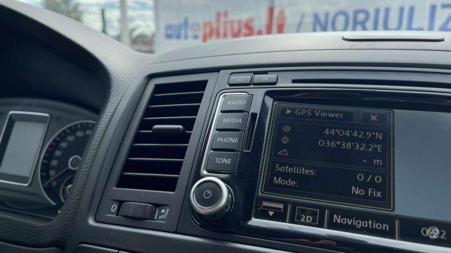 Melns Volkswagen Multivan 2012 Marijampole, ar dzinēja tilpumu 1.97 L un nobraukumu 293 tūkst. km par 12700 €, foto 40 vietnē AUTOMOTO.COM.LV
