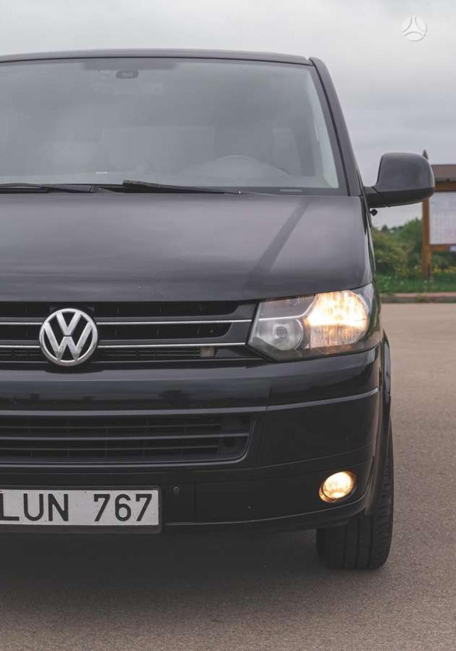 Melns Volkswagen Multivan 2013 Viļņa, ar dzinēja tilpumu 1.97 L un nobraukumu 400 tūkst. km par 16500 €, foto 11 vietnē AUTOMOTO.COM.LV