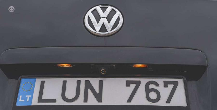 Melns Volkswagen Multivan 2013 Viļņa, ar dzinēja tilpumu 1.97 L un nobraukumu 400 tūkst. km par 16500 €, foto 15 vietnē AUTOMOTO.COM.LV