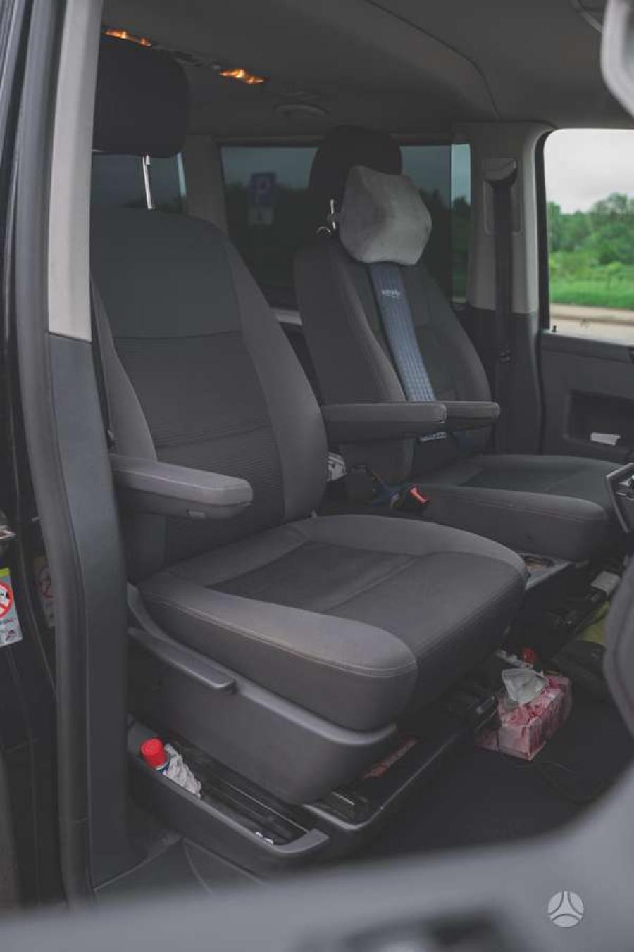 Melns Volkswagen Multivan 2013 Viļņa, ar dzinēja tilpumu 1.97 L un nobraukumu 400 tūkst. km par 16500 €, foto 19 vietnē AUTOMOTO.COM.LV