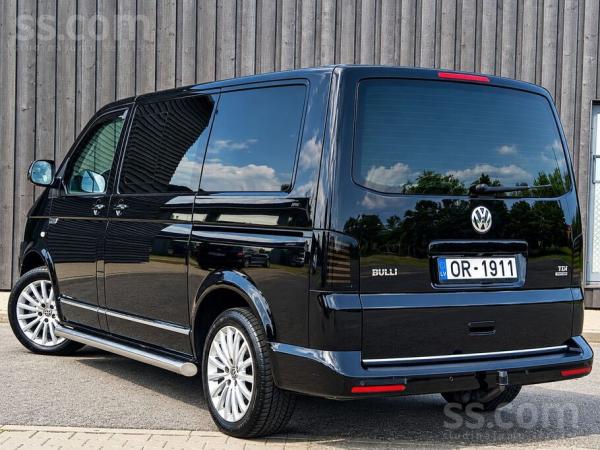 Black Volkswagen Multivan 2013 in Tukums, with an engine capacity of 2.00 L and mileage of 222 thousand km for 20990 €, photo 6 on AUTOMOTO.COM.LV