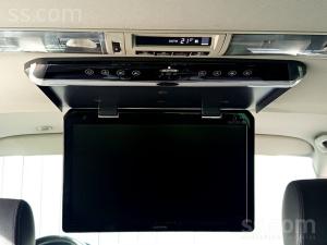 Melns Volkswagen Multivan 2013 Tukums, ar dzinēja tilpumu 2.00 L un nobraukumu 222 tūkst. km par 20990 €, foto 17 vietnē AUTOMOTO.COM.LV
