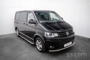 Black Volkswagen Multivan 2013 in Tallinn, with an engine capacity of 2.00 L and mileage of 191 thousand km for 19999 €, photo 6 on AUTOMOTO.COM.LV