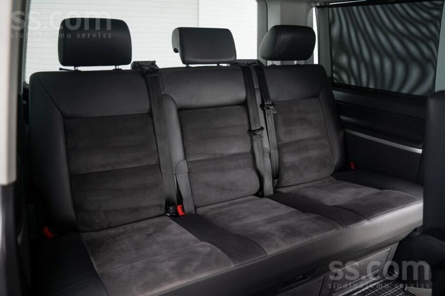 Black Volkswagen Multivan 2013 in Tallinn, with an engine capacity of 2.00 L and mileage of 191 thousand km for 19999 €, photo 11 on AUTOMOTO.COM.LV