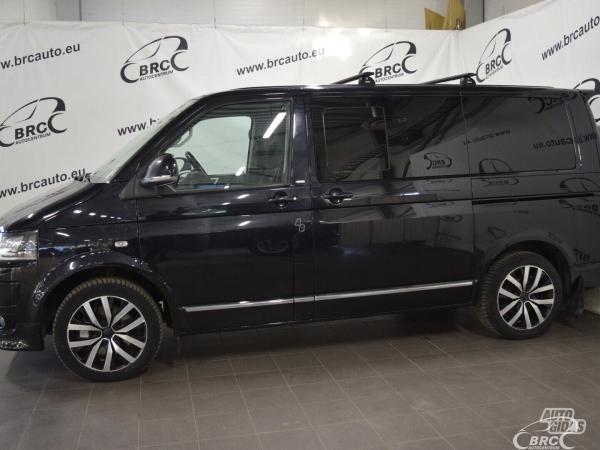 Black Volkswagen Multivan 2014 in Riga, with an engine capacity of 2.00 L and mileage of 260 thousand km for 15900 €, photo 6 on AUTOMOTO.COM.LV
