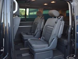 Black Volkswagen Multivan 2014 in Riga, with an engine capacity of 2.00 L and mileage of 260 thousand km for 15900 €, photo 12 on AUTOMOTO.COM.LV
