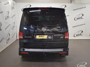 Black Volkswagen Multivan 2014 in Riga, with an engine capacity of 2.00 L and mileage of 260 thousand km for 15900 €, photo 3 on AUTOMOTO.COM.LV