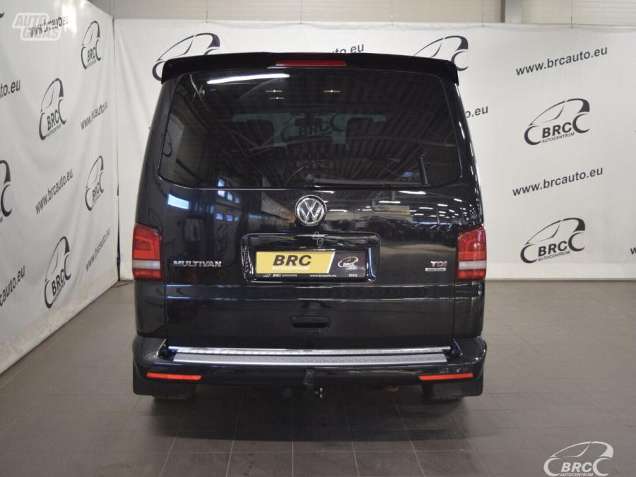 Black Volkswagen Multivan 2014 in Riga, with an engine capacity of 2.00 L and mileage of 260 thousand km for 15900 €, photo 3 on AUTOMOTO.COM.LV