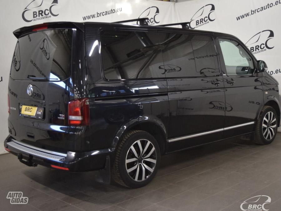 Black Volkswagen Multivan 2014 in Riga, with an engine capacity of 2.00 L and mileage of 260 thousand km for 15900 €, photo 5 on AUTOMOTO.COM.LV
