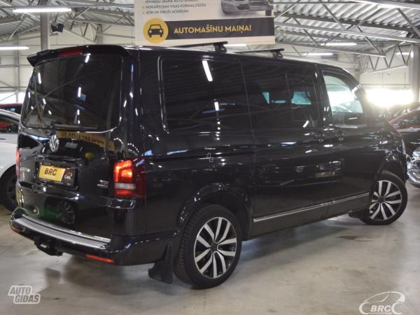 Black Volkswagen Multivan 2014 in Riga, with an engine capacity of 2.00 L and mileage of 260 thousand km for 15900 €, photo 10 on AUTOMOTO.COM.LV