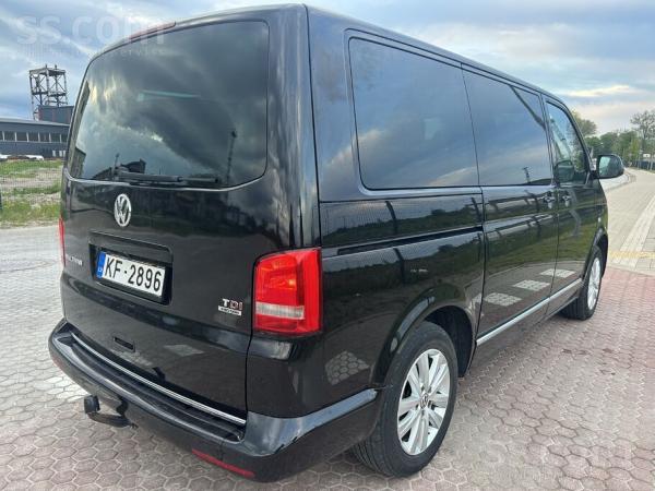 Melns Volkswagen Multivan 2014 Rīga, ar dzinēja tilpumu 2.00 L un nobraukumu 240 tūkst. km par 19900 €, foto 4 vietnē AUTOMOTO.COM.LV