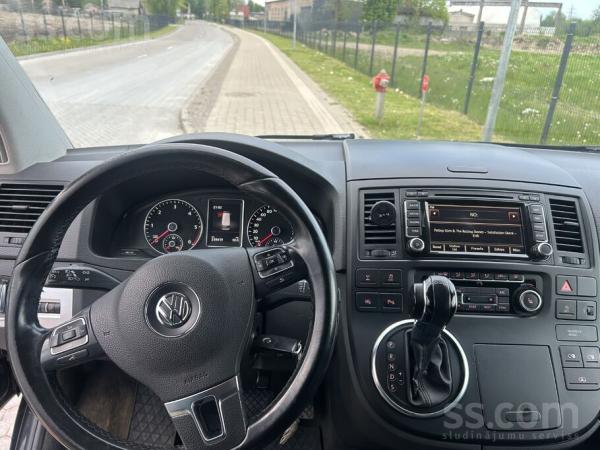 Melns Volkswagen Multivan 2014 Rīga, ar dzinēja tilpumu 2.00 L un nobraukumu 240 tūkst. km par 19900 €, foto 6 vietnē AUTOMOTO.COM.LV