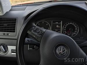 Melns Volkswagen Multivan 2014 Tukums, ar dzinēja tilpumu 2.00 L un nobraukumu 273 tūkst. km par 16990 €, foto 11 vietnē AUTOMOTO.COM.LV