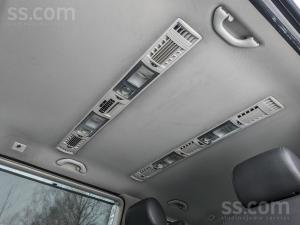 Melns Volkswagen Multivan 2014 Tukums, ar dzinēja tilpumu 2.00 L un nobraukumu 273 tūkst. km par 16990 €, foto 23 vietnē AUTOMOTO.COM.LV