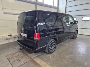 Black Volkswagen Multivan 2014 in Raseiniai, with an engine capacity of 1.97 L and mileage of 263 thousand km for 15900 €, photo 5 on AUTOMOTO.COM.LV