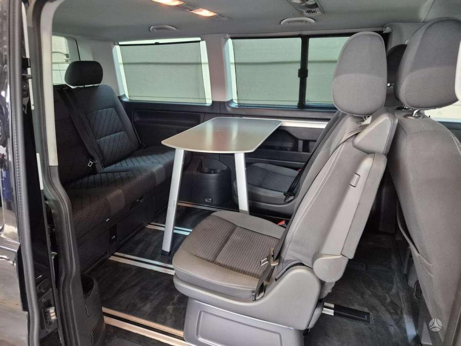 Black Volkswagen Multivan 2014 in Raseiniai, with an engine capacity of 1.97 L and mileage of 263 thousand km for 15900 €, photo 21 on AUTOMOTO.COM.LV