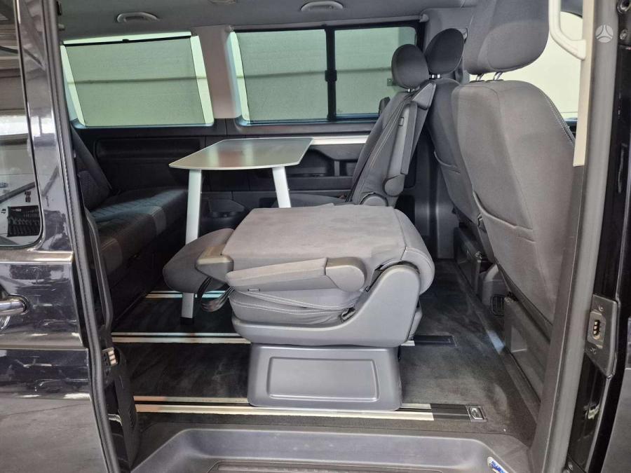 Black Volkswagen Multivan 2014 in Raseiniai, with an engine capacity of 1.97 L and mileage of 263 thousand km for 15900 €, photo 23 on AUTOMOTO.COM.LV