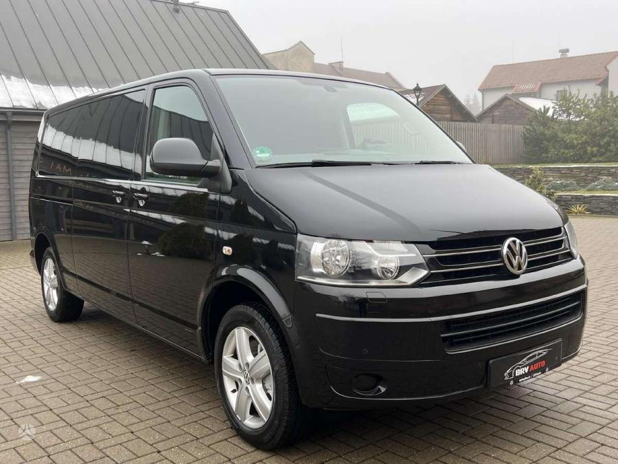 Black Volkswagen Multivan 2015 in Kedainiai, with an engine capacity of 1.97 L and mileage of 232 thousand km for 17350 €, photo 14 on AUTOMOTO.COM.LV