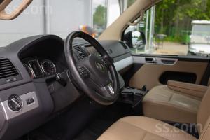Black Volkswagen Multivan 2015 in Riga, with an engine capacity of 2.00 L and mileage of 0 thousand km for 17995 €, photo 11 on AUTOMOTO.COM.LV