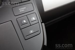 Black Volkswagen Multivan 2015 in Riga, with an engine capacity of 2.00 L and mileage of 0 thousand km for 17995 €, photo 23 on AUTOMOTO.COM.LV