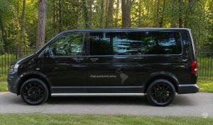 Black Volkswagen Multivan 2015 in Vilnius, with an engine capacity of 1.97 L and mileage of 307 thousand km for 17700 €, photo 13 on AUTOMOTO.COM.LV