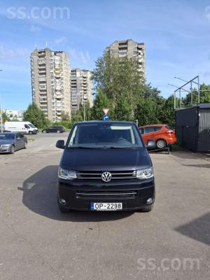 Melns Volkswagen Multivan 2015 Rīga, ar dzinēja tilpumu 2.00 L un nobraukumu 141 tūkst. km par 20990 €, foto 4 vietnē AUTOMOTO.COM.LV