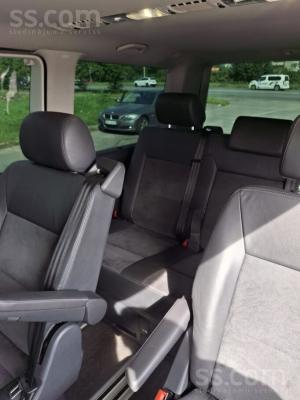 Melns Volkswagen Multivan 2015 Rīga, ar dzinēja tilpumu 2.00 L un nobraukumu 141 tūkst. km par 20990 €, foto 16 vietnē AUTOMOTO.COM.LV