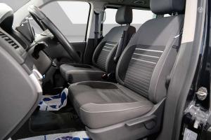 Black Volkswagen Multivan 2015 in Kaunas, with an engine capacity of 2.00 L and mileage of 291 thousand km for 14990 €, photo 6 on AUTOMOTO.COM.LV