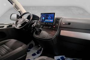 Black Volkswagen Multivan 2015 in Kaunas, with an engine capacity of 2.00 L and mileage of 291 thousand km for 14990 €, photo 8 on AUTOMOTO.COM.LV