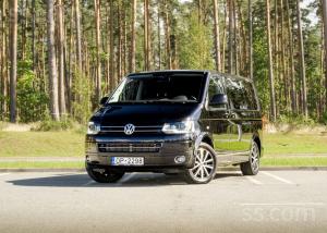 Black Volkswagen Multivan 2015 in Riga, with an engine capacity of 2.00 L and mileage of 141 thousand km for 20990 €, photo 1 on AUTOMOTO.COM.LV