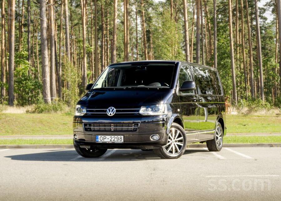 Black Volkswagen Multivan 2015 in Riga, with an engine capacity of 2.00 L and mileage of 141 thousand km for 20990 €, photo 1 on AUTOMOTO.COM.LV
