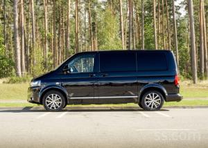 Black Volkswagen Multivan 2015 in Riga, with an engine capacity of 2.00 L and mileage of 141 thousand km for 20990 €, photo 6 on AUTOMOTO.COM.LV