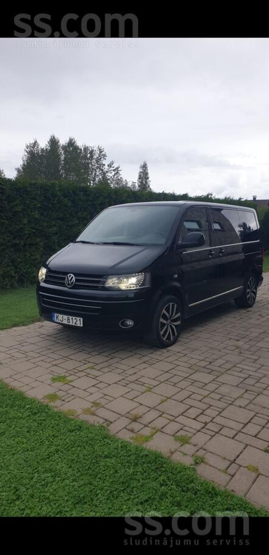 Melns Volkswagen Multivan 2015 Rīga, ar dzinēja tilpumu 2.00 L un nobraukumu 358 tūkst. km par 18000 €, foto 1 vietnē AUTOMOTO.COM.LV