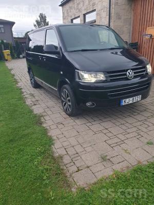 Melns Volkswagen Multivan 2015 Rīga, ar dzinēja tilpumu 2.00 L un nobraukumu 358 tūkst. km par 18000 €, foto 5 vietnē AUTOMOTO.COM.LV
