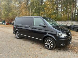 Melns Volkswagen Multivan 2015 Rīga, ar dzinēja tilpumu 2.00 L un nobraukumu 0 tūkst. km par 14990 €, foto  vietnē AUTOMOTO.COM.LV