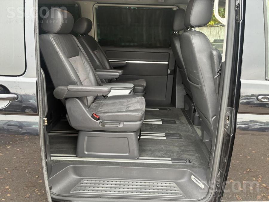 Melns Volkswagen Multivan 2015 Rīga, ar dzinēja tilpumu 2.00 L un nobraukumu 0 tūkst. km par 14990 €, foto 22 vietnē AUTOMOTO.COM.LV