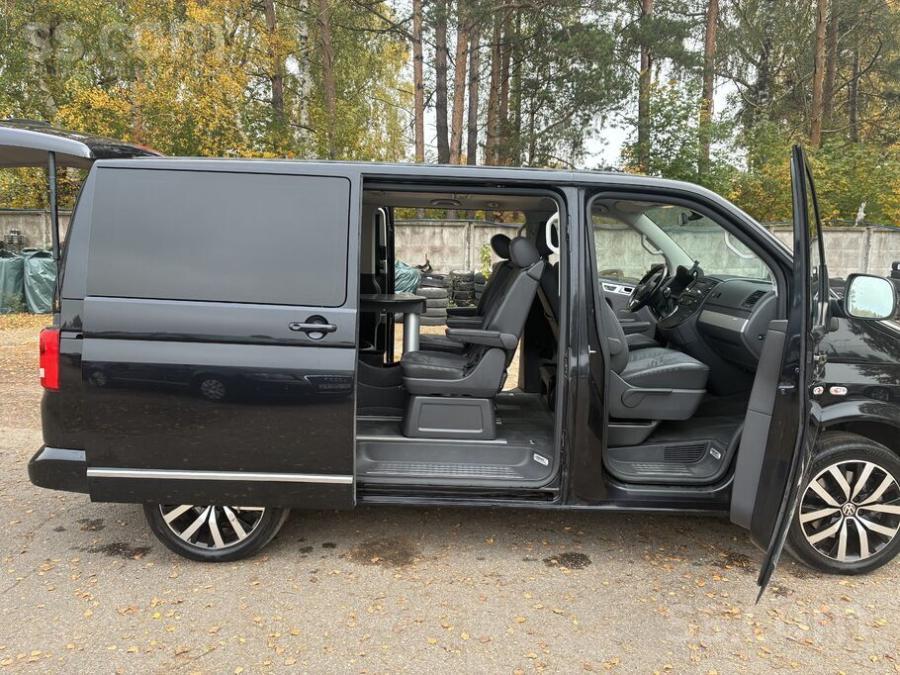 Melns Volkswagen Multivan 2015 Rīga, ar dzinēja tilpumu 2.00 L un nobraukumu 0 tūkst. km par 14990 €, foto 26 vietnē AUTOMOTO.COM.LV